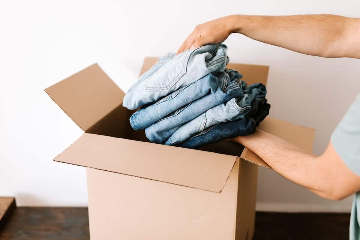 How to Pack Clothes & Shoes for Moving - The Maids